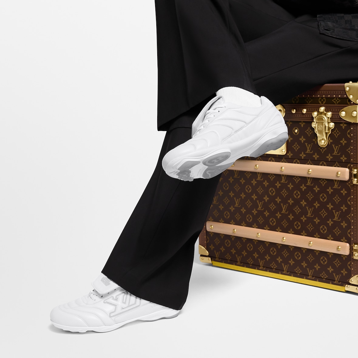 LV Footprint Soccer Sneaker - Luxury Shoes - 1AHDRH White | LOUIS ...